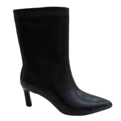 China Ladies Leather Boots for sale