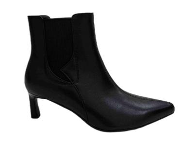 China Ladies Leather Boots for sale
