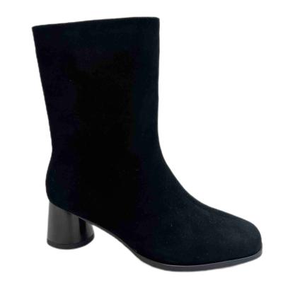 China Ladies Leather Boots for sale