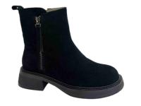 China Ladies Leather Boots for sale