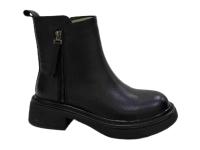China Ladies Leather Boots for sale