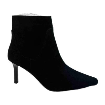 China Ladies Leather Boots for sale