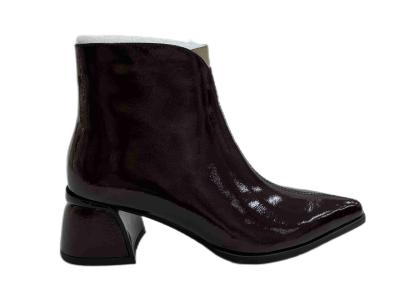 China Ladies Leather Boots for sale