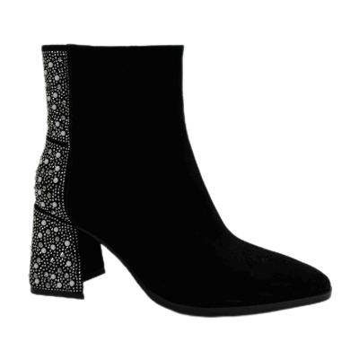 China Ladies Leather Boots for sale