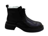 China Ladies Leather Boots for sale
