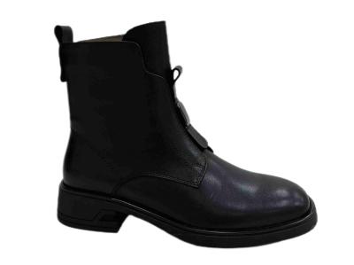 China Ladies Leather Boots for sale