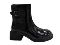 China Ladies Leather Boots for sale