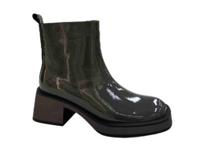 China Ladies Leather Boots for sale