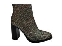 China Ladies Leather Boots for sale