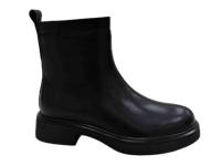 China Ladies Leather Boots for sale