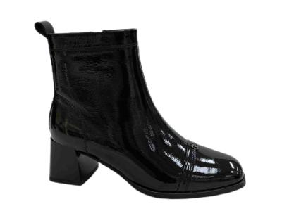China Ladies Leather Boots for sale