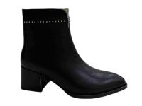 China Ladies Leather Boots for sale