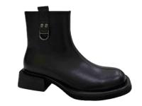 China Ladies Leather Boots for sale