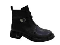 China Ladies Leather Boots for sale