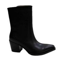 China Ladies Leather Boots for sale