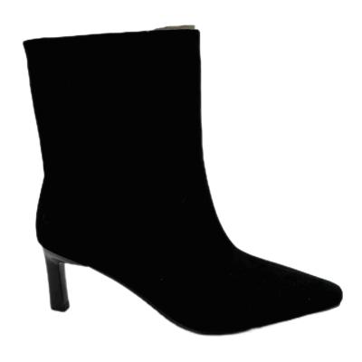 China Ladies Leather Boots for sale
