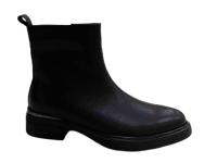 China Ladies Leather Boots for sale