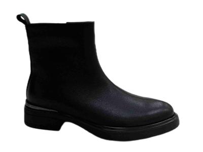 China Ladies Leather Boots for sale