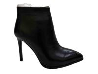 China Ladies Leather Boots for sale