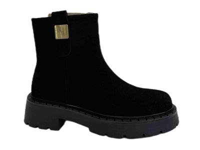China Ladies Leather Boots for sale