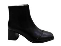 China Ladies Leather Boots for sale