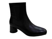 China Ladies Leather Boots for sale