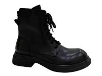 China Ladies Leather Boots for sale