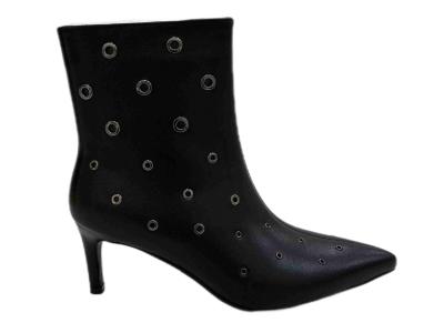 China Ladies Leather Boots for sale