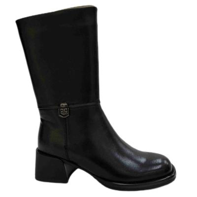 China Ladies Leather Boots for sale
