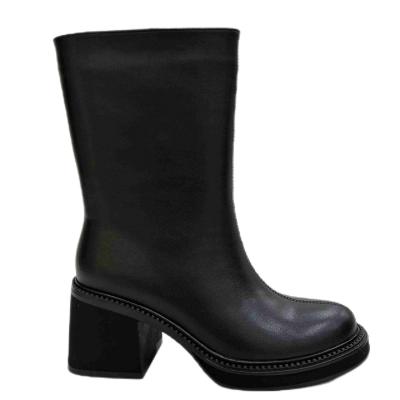 China Ladies Leather Boots for sale