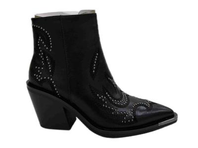 China Ladies Leather Boots for sale