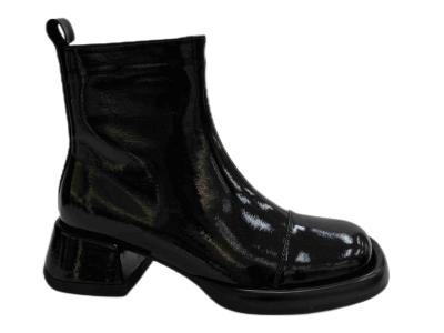 China Ladies Leather Boots for sale