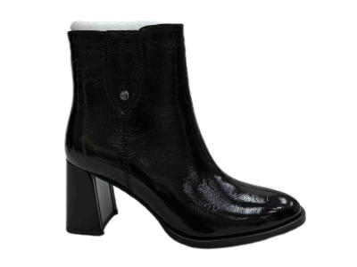 China Ladies Leather Boots for sale