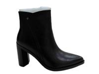 China Ladies Leather Boots for sale