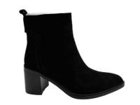 China Ladies Leather Boots for sale