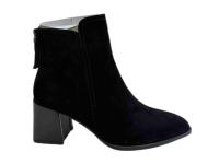 China Ladies Leather Boots for sale
