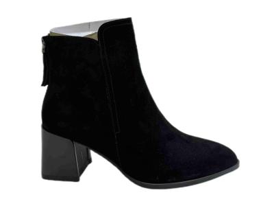 China Ladies Leather Boots for sale