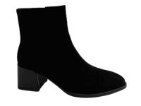 China Ladies Leather Boots for sale