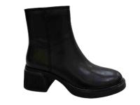 China Ladies Leather Boots for sale
