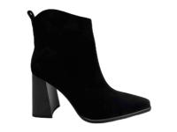 China Ladies Leather Boots for sale
