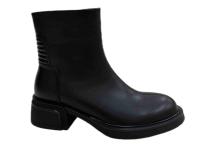 China Ladies Leather Boots for sale