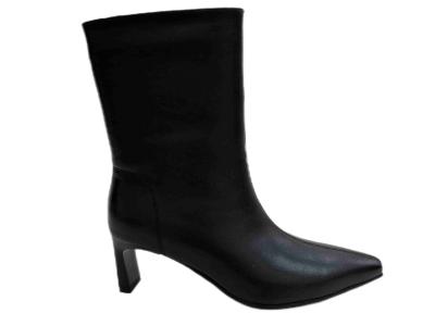 China Ladies Leather Boots for sale