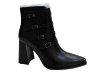China Ladies Leather Boots for sale