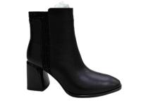 China Ladies Leather Boots for sale