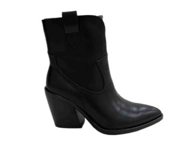 China Ladies Leather Boots for sale