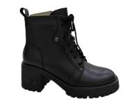 China Ladies Leather Boots for sale