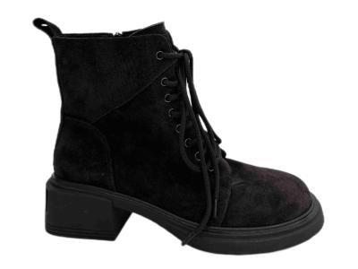 China Ladies Leather Boots for sale