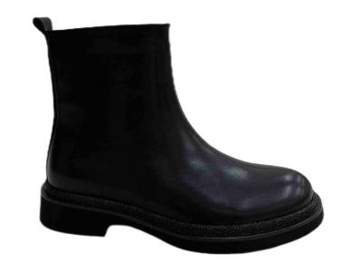 China Ladies Leather Boots for sale