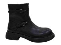 China Ladies Leather Boots for sale