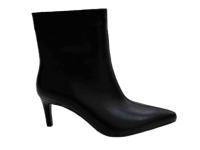 China Ladies Leather Boots for sale
